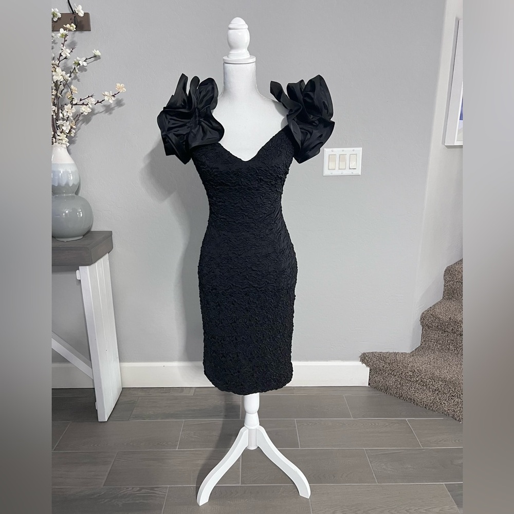Vintage Black Ruffle Sleeves Texture Cocktail Mini Dr… - Gem